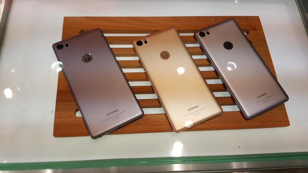 MWC 2016 Gionee S8 video anteprima - Batista70