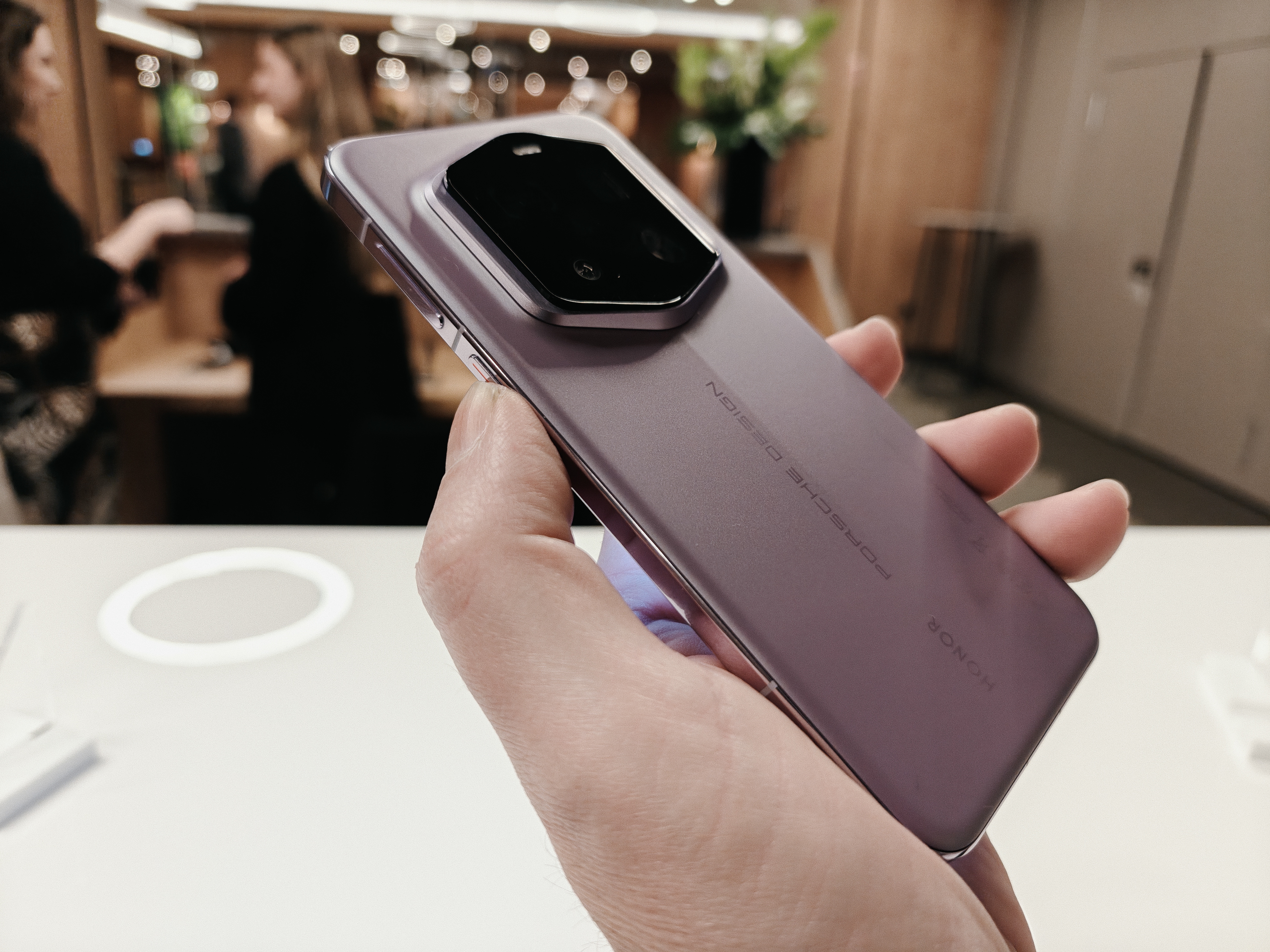 Honor Magic 8 RSR Porsche Design Archivi - Batista70