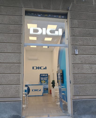 Digi apre il primo store monobrand a Torino - Batista70